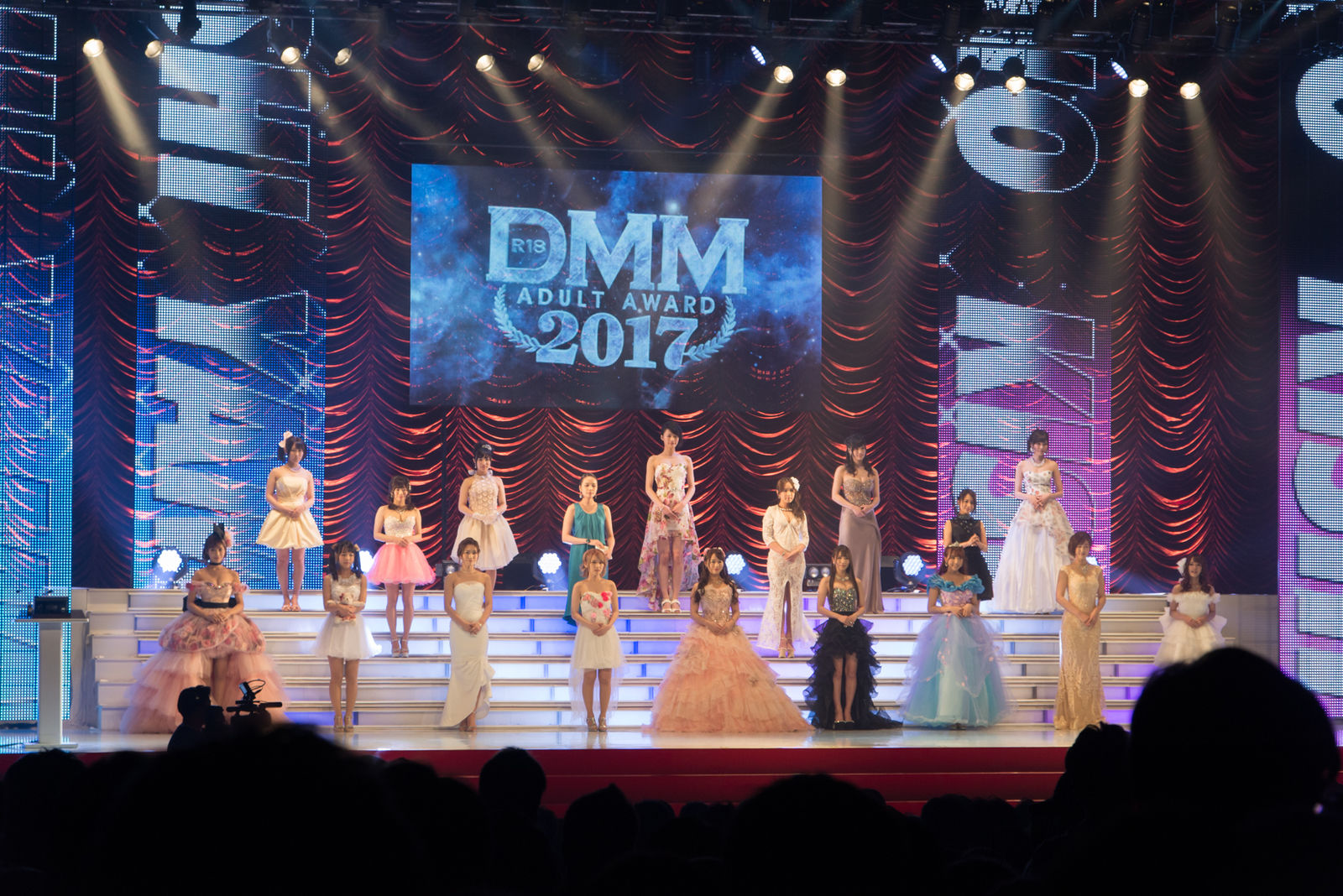 「DMM.R18アダルトアワード2017」開催 | TECHNÉ (テクネー)